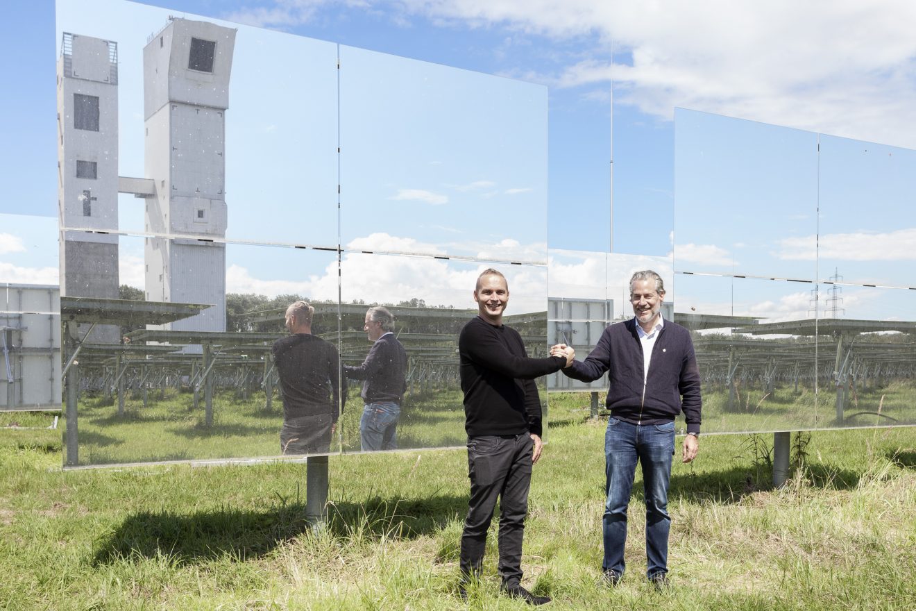 Solar Fuels Pioneer Synhelion Acquires Smart Mirror Expert Heliokon ...